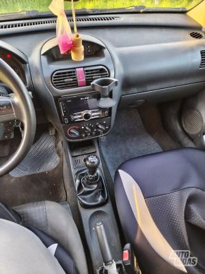 Black Opel Corsa 2002 in Trakai, with an engine capacity of 1.70 L and mileage of 400 thousand km for 680 €, photo 13 on AUTOMOTO.COM.LV