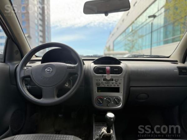 Black Opel Corsa 2004 in Riga, with an engine capacity of 1.20 L and mileage of 0 thousand km for 1600 €, photo 5 on AUTOMOTO.COM.LV