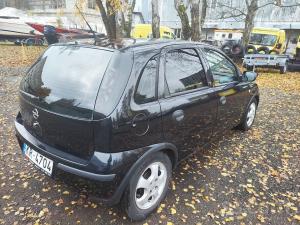 Melns Opel Corsa 2004 Rīga, ar dzinēja tilpumu 1.00 L un nobraukumu 230 tūkst. km par 1700 €, foto 3 vietnē AUTOMOTO.COM.LV