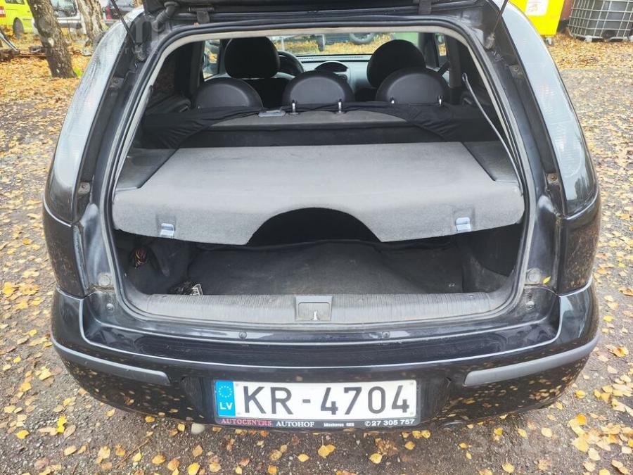 Melns Opel Corsa 2004 Rīga, ar dzinēja tilpumu 1.00 L un nobraukumu 230 tūkst. km par 1700 €, foto 8 vietnē AUTOMOTO.COM.LV