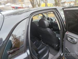 Melns Opel Corsa 2004 Rīga, ar dzinēja tilpumu 1.00 L un nobraukumu 230 tūkst. km par 1700 €, foto 9 vietnē AUTOMOTO.COM.LV