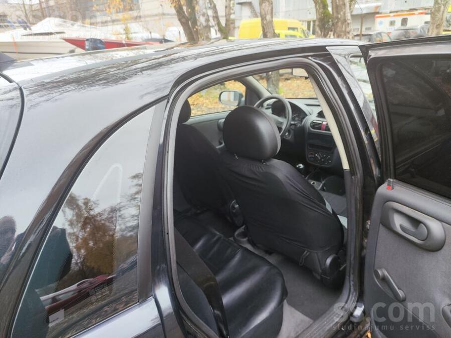 Melns Opel Corsa 2004 Rīga, ar dzinēja tilpumu 1.00 L un nobraukumu 230 tūkst. km par 1700 €, foto 9 vietnē AUTOMOTO.COM.LV