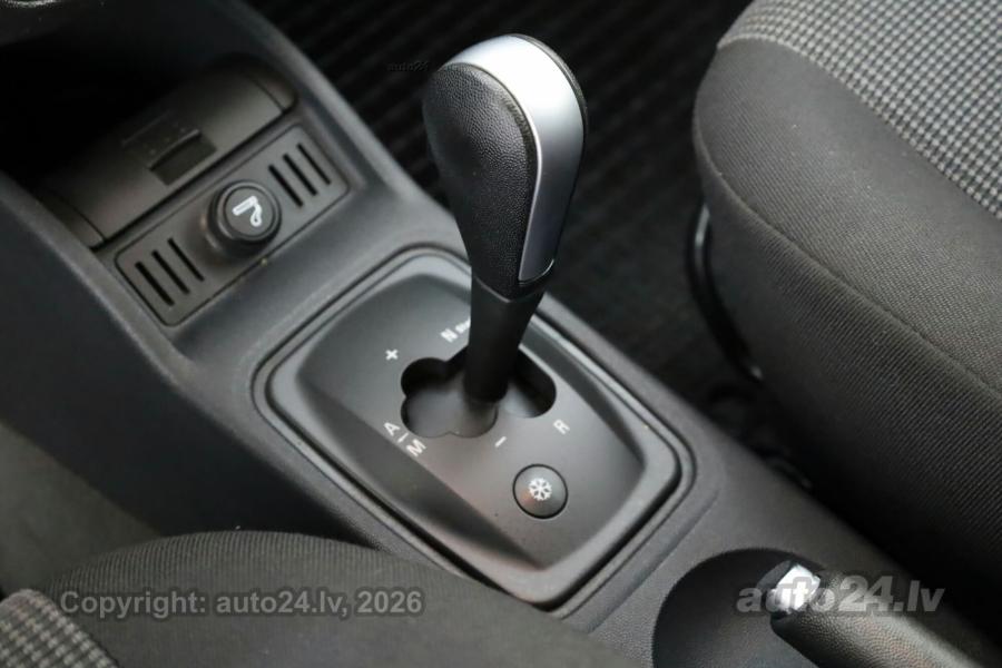 Melns Opel Corsa 2005 Tallina, ar dzinēja tilpumu 1.40 L un nobraukumu 132 tūkst. km par 1299 €, foto 9 vietnē AUTOMOTO.COM.LV