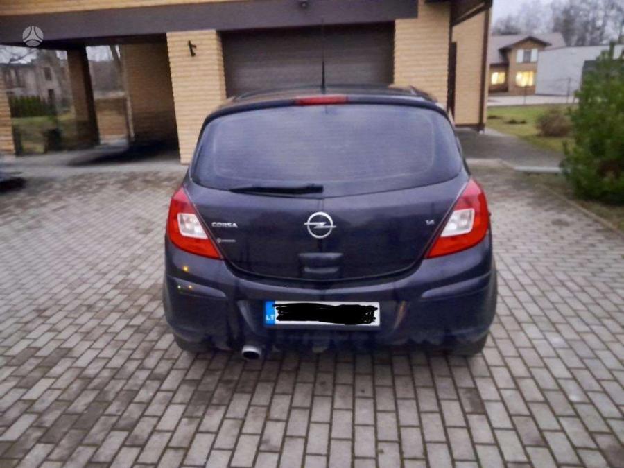Melns Opel Corsa 2007 Šauļi, ar dzinēja tilpumu 1.36 L un nobraukumu 215 tūkst. km par 950 €, foto 3 vietnē AUTOMOTO.COM.LV