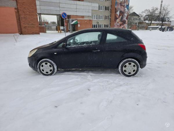 Melns Opel Corsa 2007 Šauļi, ar dzinēja tilpumu 1.25 L un nobraukumu 282 tūkst. km par 1150 €, foto 3 vietnē AUTOMOTO.COM.LV