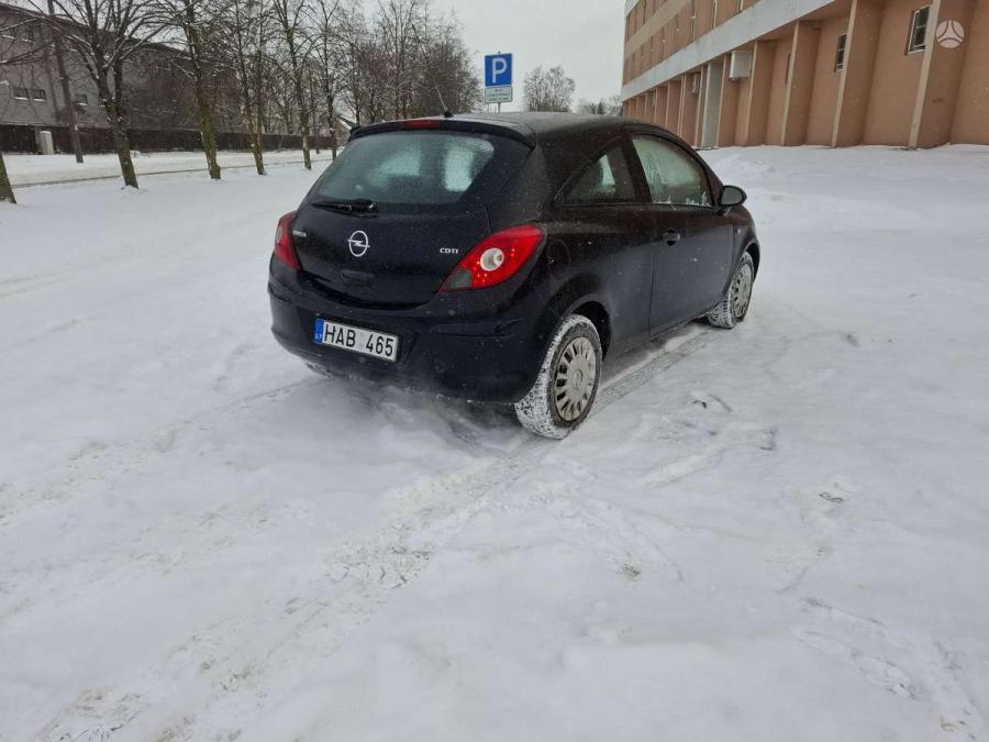 Melns Opel Corsa 2007 Šauļi, ar dzinēja tilpumu 1.25 L un nobraukumu 282 tūkst. km par 1150 €, foto 4 vietnē AUTOMOTO.COM.LV