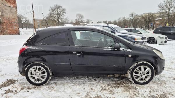 Melns Opel Corsa 2007 Liepāja, ar dzinēja tilpumu 1.40 L un nobraukumu 322 tūkst. km par 950 €, foto 4 vietnē AUTOMOTO.COM.LV