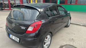 Melns Opel Corsa 2007 Rīga, ar dzinēja tilpumu 1.30 L un nobraukumu 400 tūkst. km par 650 €, foto 5 vietnē AUTOMOTO.COM.LV