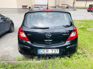 Melns Opel Corsa 2007 Panevēža, ar dzinēja tilpumu 1.23 L un nobraukumu 166 tūkst. km par 800 €, foto 9 vietnē AUTOMOTO.COM.LV