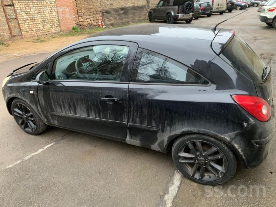 Melns Opel Corsa 2007 Rīga, ar dzinēja tilpumu 1.40 L un nobraukumu 209 tūkst. km par 400 €, foto 7 vietnē AUTOMOTO.COM.LV