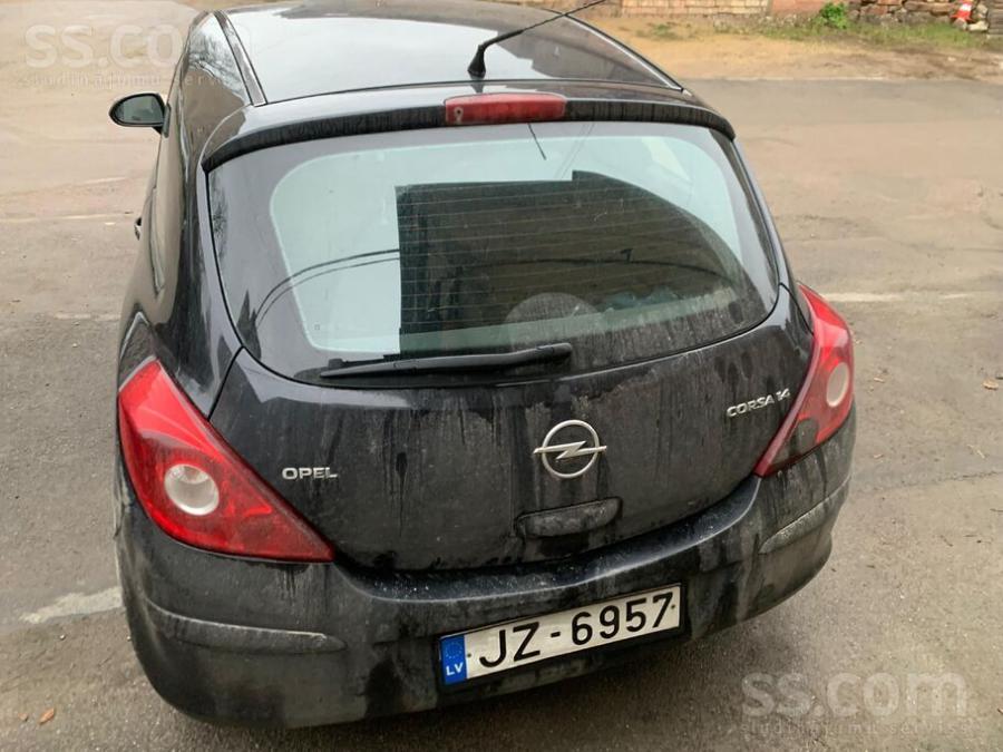 Melns Opel Corsa 2007 Rīga, ar dzinēja tilpumu 1.40 L un nobraukumu 209 tūkst. km par 400 €, foto 9 vietnē AUTOMOTO.COM.LV