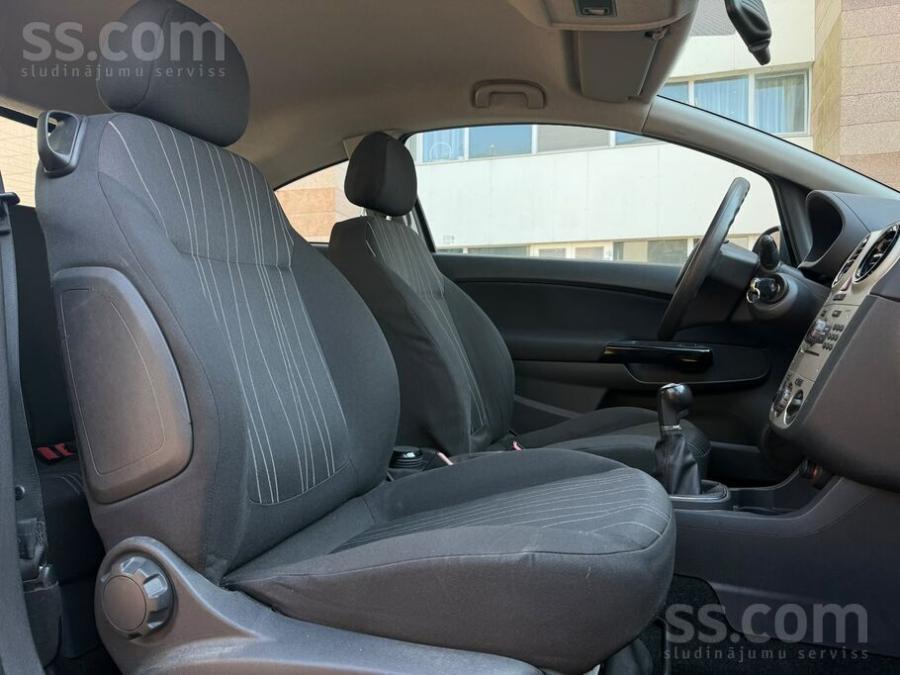 Melns Opel Corsa 2007 Rīga, ar dzinēja tilpumu 1.00 L un nobraukumu 0 tūkst. km par 2400 €, foto 8 vietnē AUTOMOTO.COM.LV