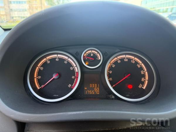 Melns Opel Corsa 2007 Rīga, ar dzinēja tilpumu 1.00 L un nobraukumu 0 tūkst. km par 2400 €, foto 10 vietnē AUTOMOTO.COM.LV