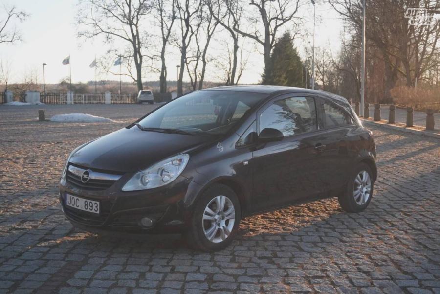 Black Opel Corsa 2008 in Siauliai, with an engine capacity of 1.20 L and mileage of 137 thousand km for 1100 €, photo 2 on AUTOMOTO.COM.LV
