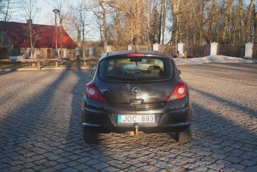 Black Opel Corsa 2008 in Siauliai, with an engine capacity of 1.20 L and mileage of 137 thousand km for 1100 €, photo 5 on AUTOMOTO.COM.LV