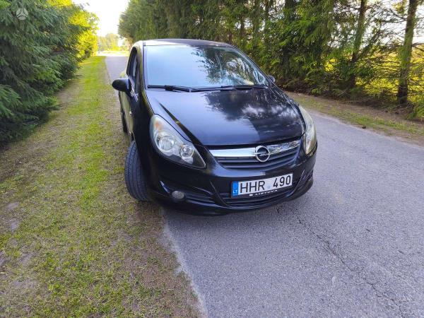 Black Opel Corsa 2008 in Kaunas, with an engine capacity of 1.69 L and mileage of 268 thousand km for 1000 €, photo 3 on AUTOMOTO.COM.LV