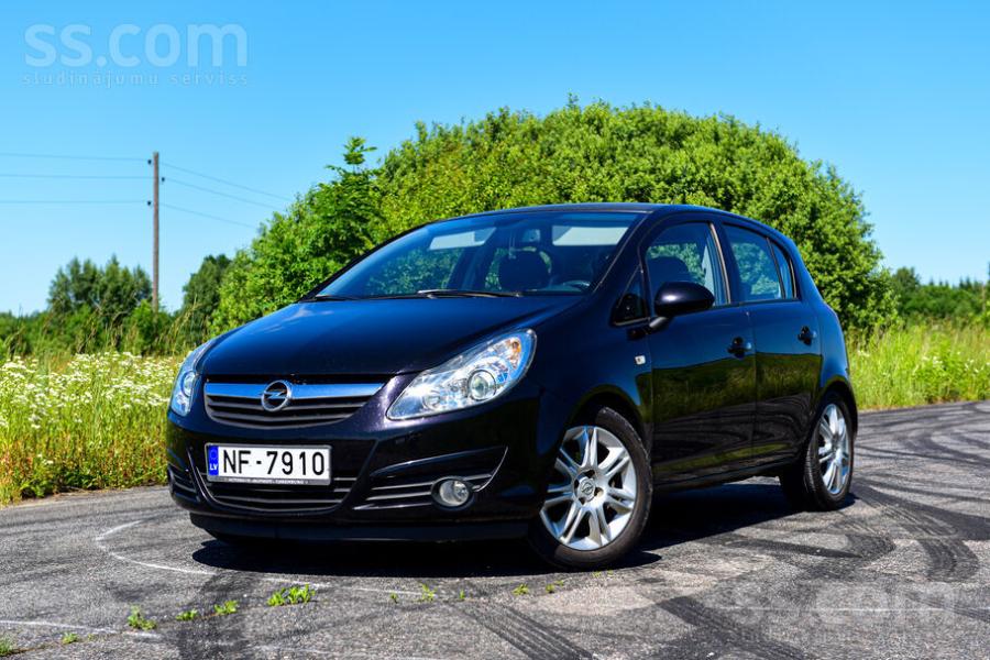 Melns Opel Corsa 2008 Rīga, ar dzinēja tilpumu 1.40 L un nobraukumu 220 tūkst. km par 2400 €, foto 1 vietnē AUTOMOTO.COM.LV