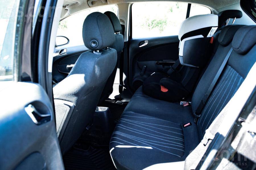 Melns Opel Corsa 2008 Rīga, ar dzinēja tilpumu 1.40 L un nobraukumu 220 tūkst. km par 2400 €, foto 7 vietnē AUTOMOTO.COM.LV