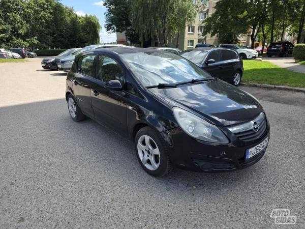 Melns Opel Corsa 2008 Kauņa, ar dzinēja tilpumu 1.20 L un nobraukumu 175 tūkst. km par 650 €, foto 1 vietnē AUTOMOTO.COM.LV