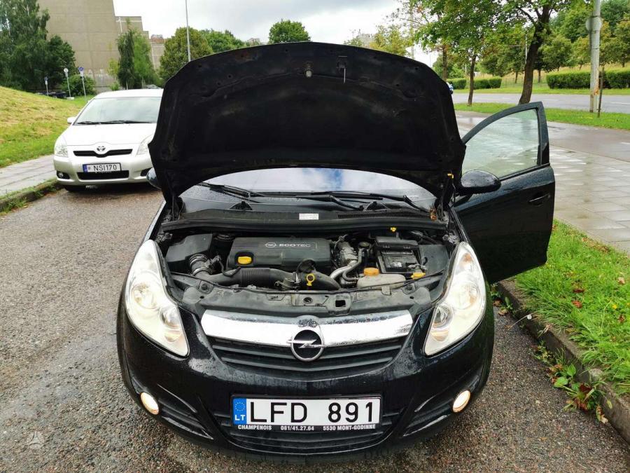 Black Opel Corsa 2008 in Vilnius, with an engine capacity of 1.69 L and mileage of 266 thousand km for 800 €, photo 10 on AUTOMOTO.COM.LV