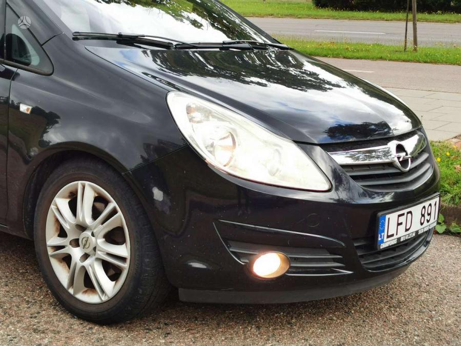 Black Opel Corsa 2008 in Vilnius, with an engine capacity of 1.69 L and mileage of 266 thousand km for 800 €, photo 21 on AUTOMOTO.COM.LV