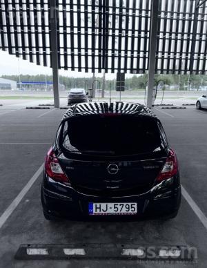 Melns Opel Corsa 2008 Limbaži, ar dzinēja tilpumu 1.40 L un nobraukumu 180 tūkst. km par 3000 €, foto 3 vietnē AUTOMOTO.COM.LV