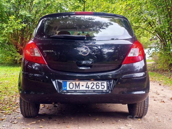 Opel Corsa 2008 in Preili on AUTOMOTO.COM.LV Black Opel Corsa 2008 in Preili, with an engine capacity of 1.20 L and mileage of 163 thousand km for 2490 €, photo 10 on AUTOMOTO.COM.LV