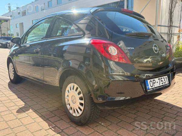Melns Opel Corsa 2009 Rīga, ar dzinēja tilpumu 1.00 L un nobraukumu 0 tūkst. km par 2500 €, foto 3 vietnē AUTOMOTO.COM.LV
