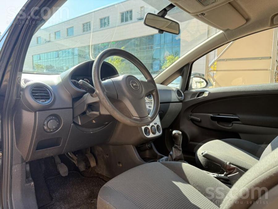 Melns Opel Corsa 2009 Rīga, ar dzinēja tilpumu 1.00 L un nobraukumu 0 tūkst. km par 2500 €, foto 8 vietnē AUTOMOTO.COM.LV