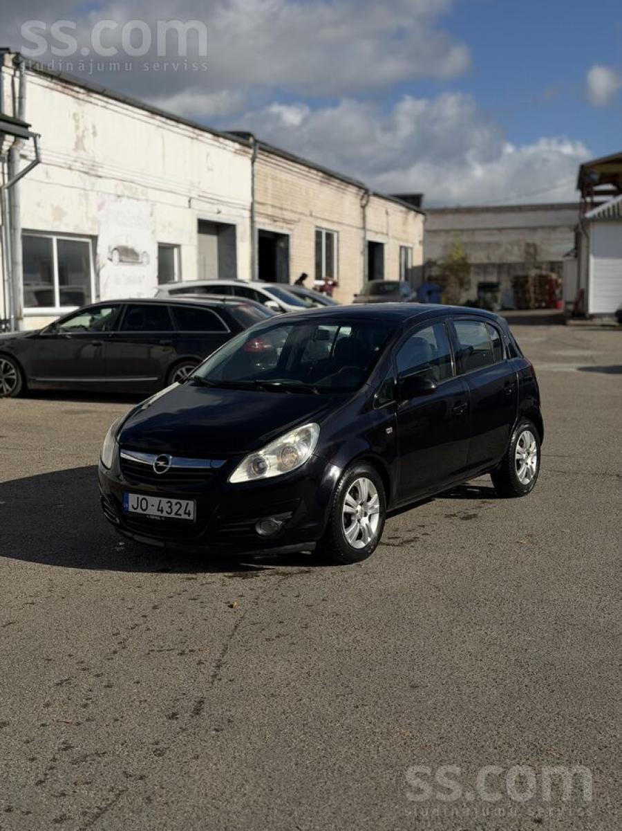Black Opel Corsa 2009 in Daugavpils, with an engine capacity of 1.30 L and mileage of 217 thousand km for 1090 €, photo 1 on AUTOMOTO.COM.LV