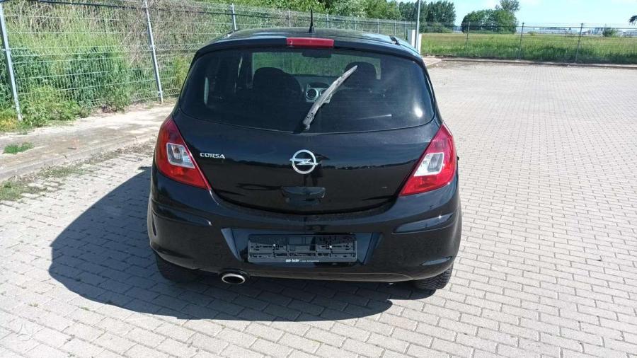 Melns Opel Corsa 2011 Marijampole, ar dzinēja tilpumu 1.39 L un nobraukumu 192 tūkst. km par 2700 €, foto 6 vietnē AUTOMOTO.COM.LV