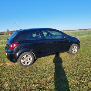 Black Opel Corsa 2011 in Vilnius, with an engine capacity of 1.25 L and mileage of 253 thousand km for 2390 €, photo 4 on AUTOMOTO.COM.LV