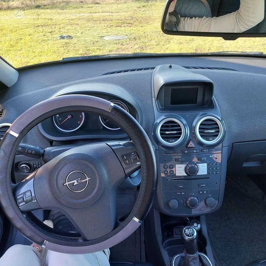 Black Opel Corsa 2011 in Vilnius, with an engine capacity of 1.25 L and mileage of 253 thousand km for 2390 €, photo 8 on AUTOMOTO.COM.LV