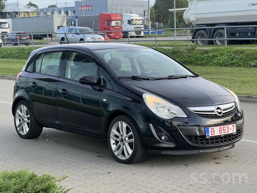 Melns Opel Corsa 2011 Rēzekne, ar dzinēja tilpumu 1.30 L un nobraukumu 95 tūkst. km par 5650 €, foto 4 vietnē AUTOMOTO.COM.LV