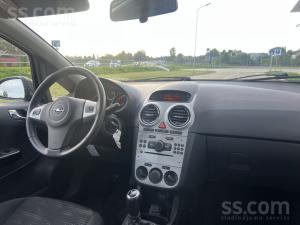 Melns Opel Corsa 2011 Rēzekne, ar dzinēja tilpumu 1.30 L un nobraukumu 95 tūkst. km par 5650 €, foto 11 vietnē AUTOMOTO.COM.LV