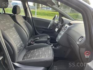 Melns Opel Corsa 2011 Rēzekne, ar dzinēja tilpumu 1.30 L un nobraukumu 95 tūkst. km par 5650 €, foto 18 vietnē AUTOMOTO.COM.LV