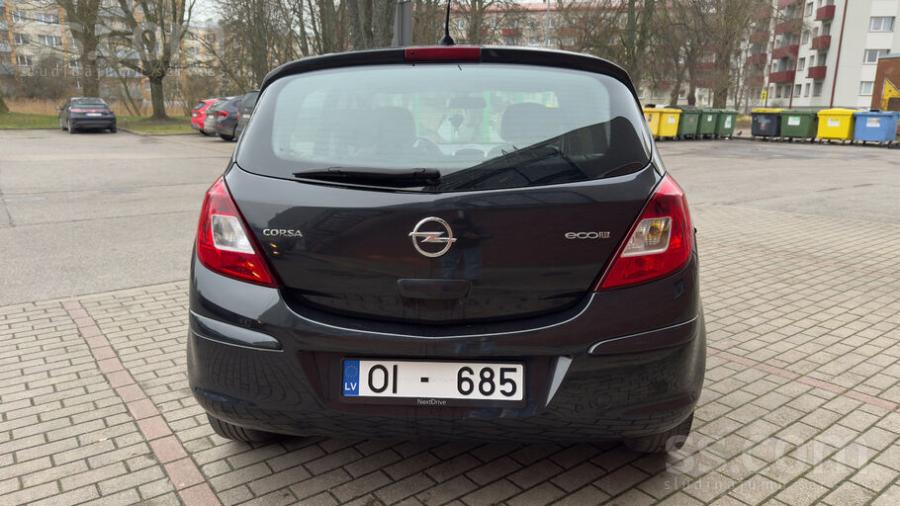 Black Opel Corsa 2012 in Liepaja, with an engine capacity of 1.30 L and mileage of 265 thousand km for 3300 €, photo 5 on AUTOMOTO.COM.LV