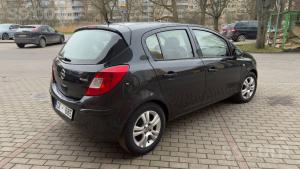 Black Opel Corsa 2012 in Liepaja, with an engine capacity of 1.30 L and mileage of 265 thousand km for 2850 €, photo 2 on AUTOMOTO.COM.LV