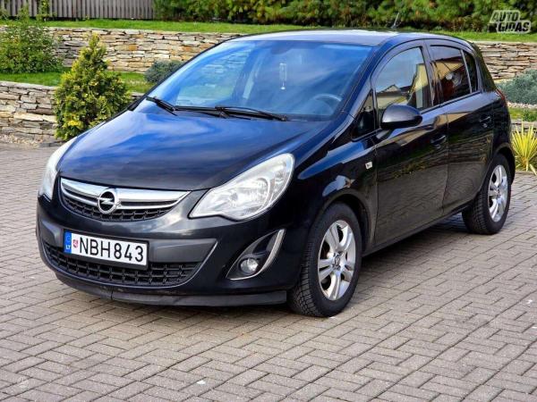 Melns Opel Corsa 2012 Viļņa, ar dzinēja tilpumu 1.20 L un nobraukumu 291 tūkst. km par 2500 €, foto 3 vietnē AUTOMOTO.COM.LV
