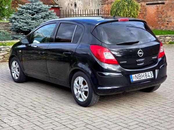 Melns Opel Corsa 2012 Viļņa, ar dzinēja tilpumu 1.20 L un nobraukumu 291 tūkst. km par 2500 €, foto 8 vietnē AUTOMOTO.COM.LV