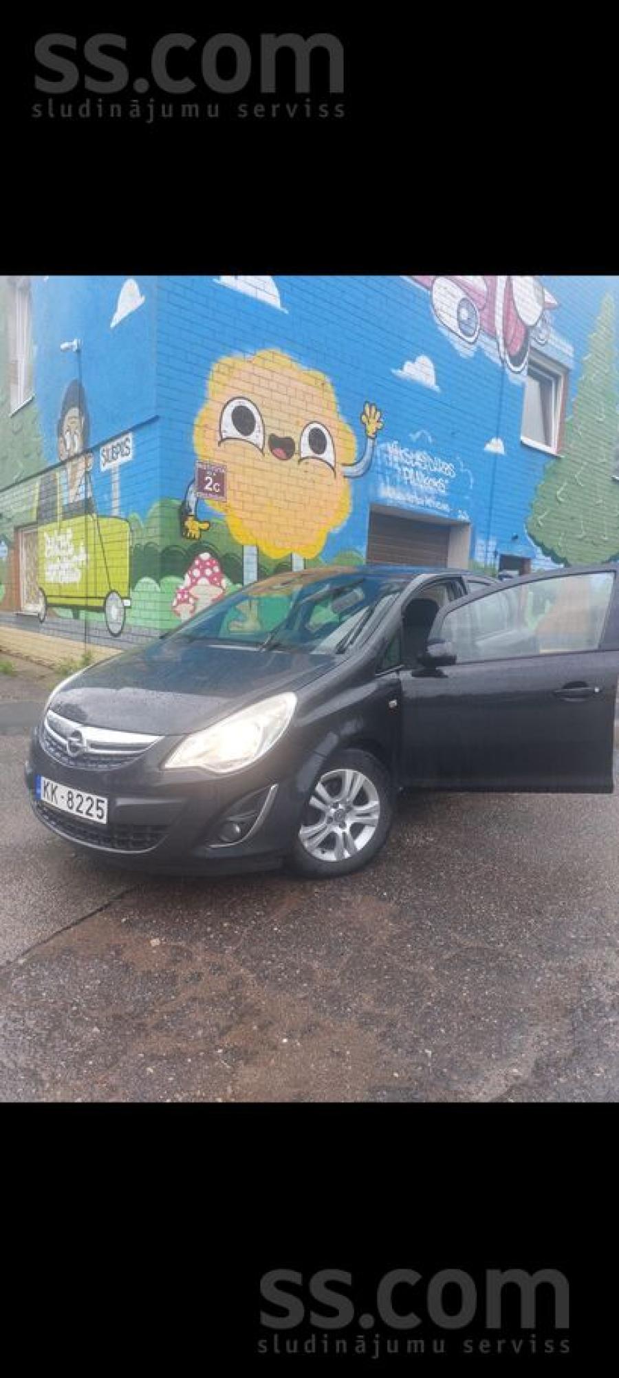 Black Opel Corsa 2012 in Daugavpils, with an engine capacity of 1.30 L and mileage of 289 thousand km for 2250 €, photo 5 on AUTOMOTO.COM.LV