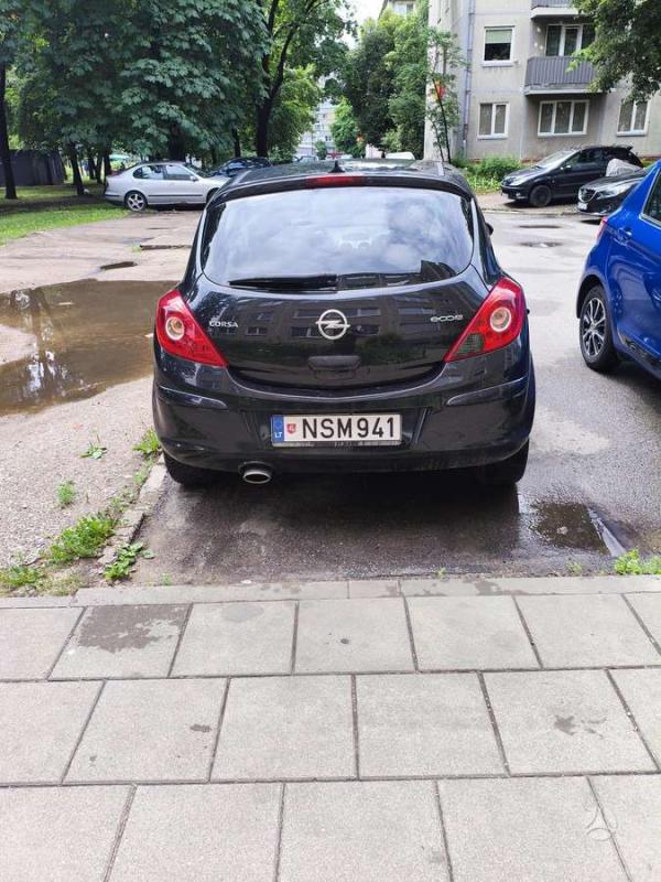 Melns Opel Corsa 2012 Viļņa, ar dzinēja tilpumu 1.23 L un nobraukumu 137 tūkst. km par 3000 €, foto 6 vietnē AUTOMOTO.COM.LV