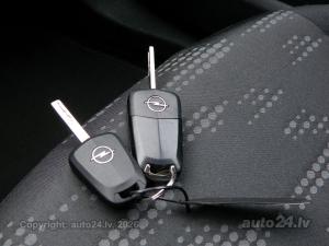 Black Opel Corsa 2012 in Viljandi, with an engine capacity of 1.20 L and mileage of 178 thousand km for 2290 €, photo 18 on AUTOMOTO.COM.LV