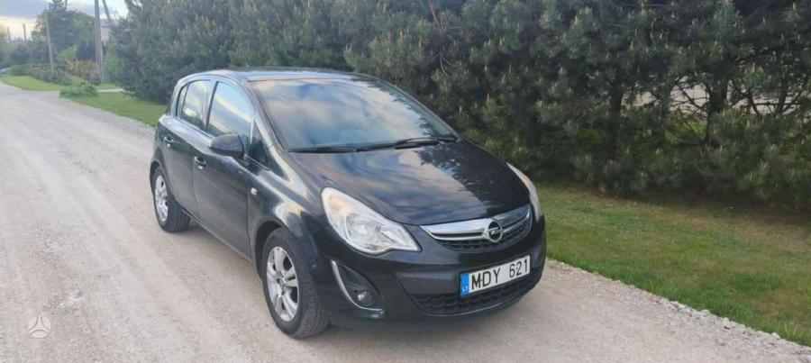 Черный Опель Корса 2013 в Вильнюс, объемом двигателя 1.23 л и пробегом 124 тыс. км за 2350 €, фото 4 на AUTOMOTO.COM.LV