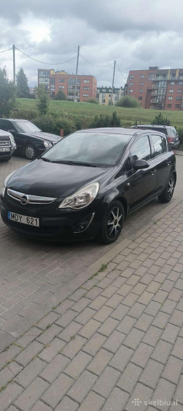 Melns Opel Corsa 2013 Viļņa, ar dzinēja tilpumu 1.20 L un nobraukumu 132 tūkst. km par 2450 €, foto 2 vietnē AUTOMOTO.COM.LV