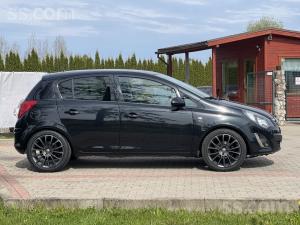 Black Opel Corsa 2013 in Cesis, with an engine capacity of 1.30 L and mileage of 224 thousand km for 3950 €, photo 7 on AUTOMOTO.COM.LV