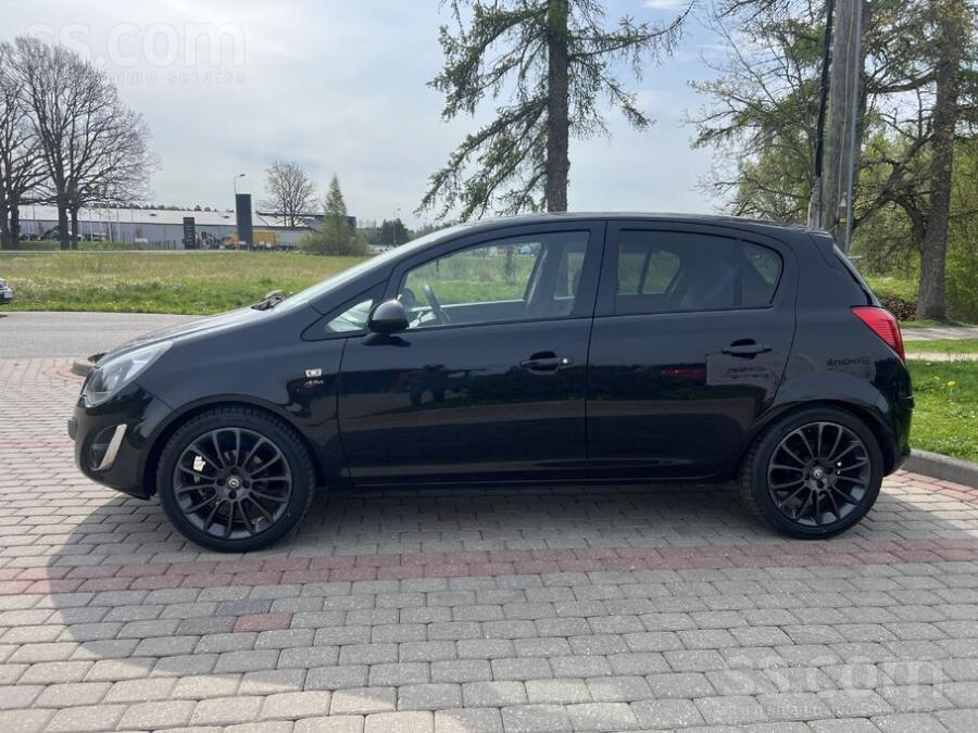 Black Opel Corsa 2013 in Cesis, with an engine capacity of 1.30 L and mileage of 224 thousand km for 3950 €, photo 8 on AUTOMOTO.COM.LV