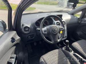 Black Opel Corsa 2013 in Cesis, with an engine capacity of 1.30 L and mileage of 224 thousand km for 3950 €, photo 10 on AUTOMOTO.COM.LV