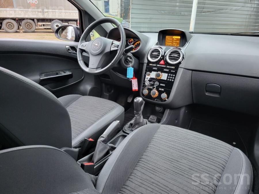 Melns Opel Corsa 2014 Jelgava, ar dzinēja tilpumu 1.40 L un nobraukumu 173 tūkst. km par 4990 €, foto 17 vietnē AUTOMOTO.COM.LV