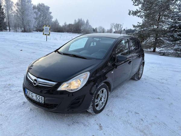 Black Opel Corsa 2014 in Alytus, with an engine capacity of 1.25 L and mileage of 326 thousand km for 2300 €, photo 1 on AUTOMOTO.COM.LV